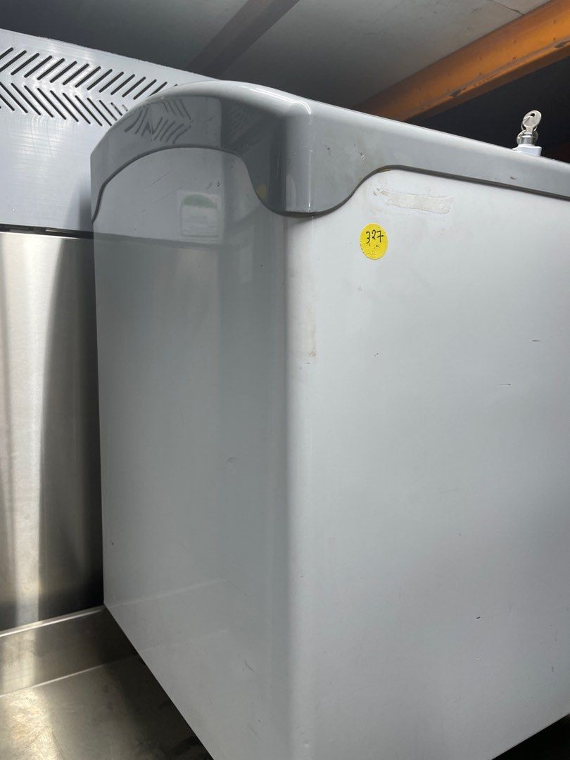 Euro chill 2 foot ice cream chest freezer / display freezer, TV & Home ...