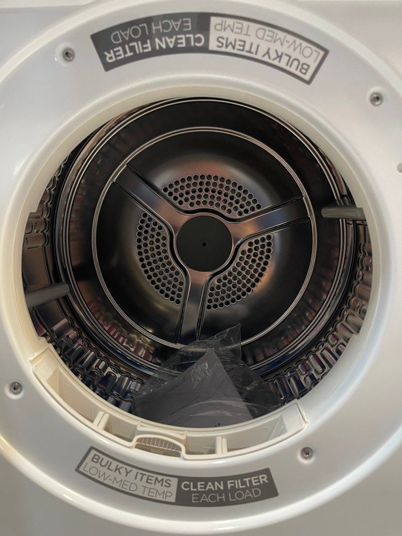 Fisher & Paykel Dryer 7Kg ( DE7060G1 ) Tumbel Dryer Display Set $450 ...