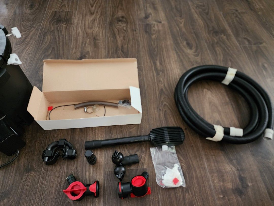 Fluval FX4 cannister filter, Pet Supplies, Homes & Other Pet ...