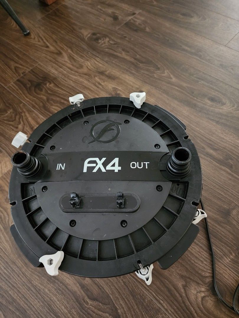 Fluval FX4 cannister filter, Pet Supplies, Homes & Other Pet ...