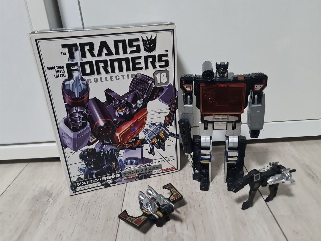 G1 Takara Book Reissue Sound blaster + Takara Tomy Transformer Sixshot ...