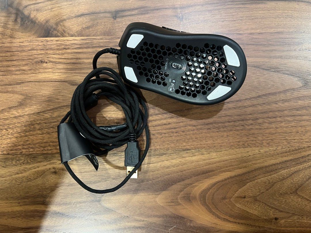 Glorious Model D (Wired) + Glorious Bungee, Computers & Tech, Parts ...