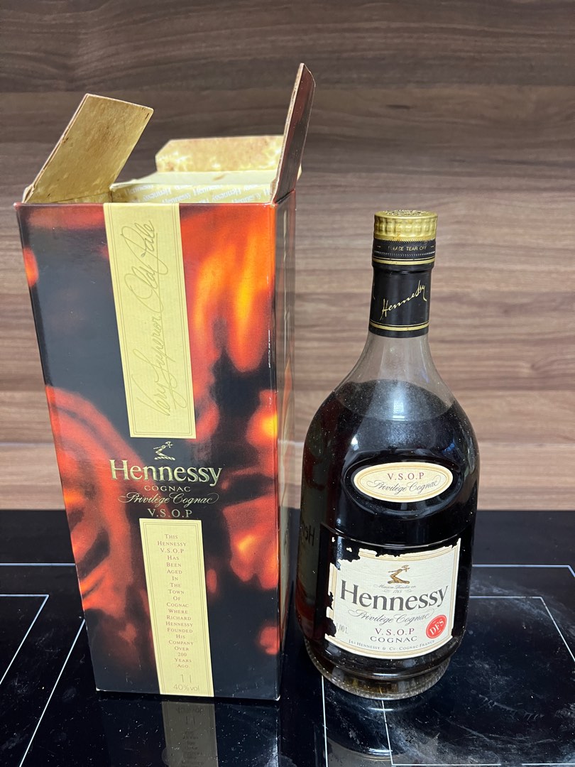 Hennessy. 1 litre, Food & Drinks, Alcoholic Beverages on Carousell