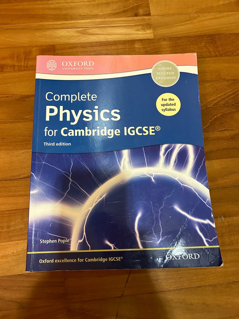 IGCSE physics 3rd editiob, Hobbies & Toys, Books & Magazines, Textbooks ...