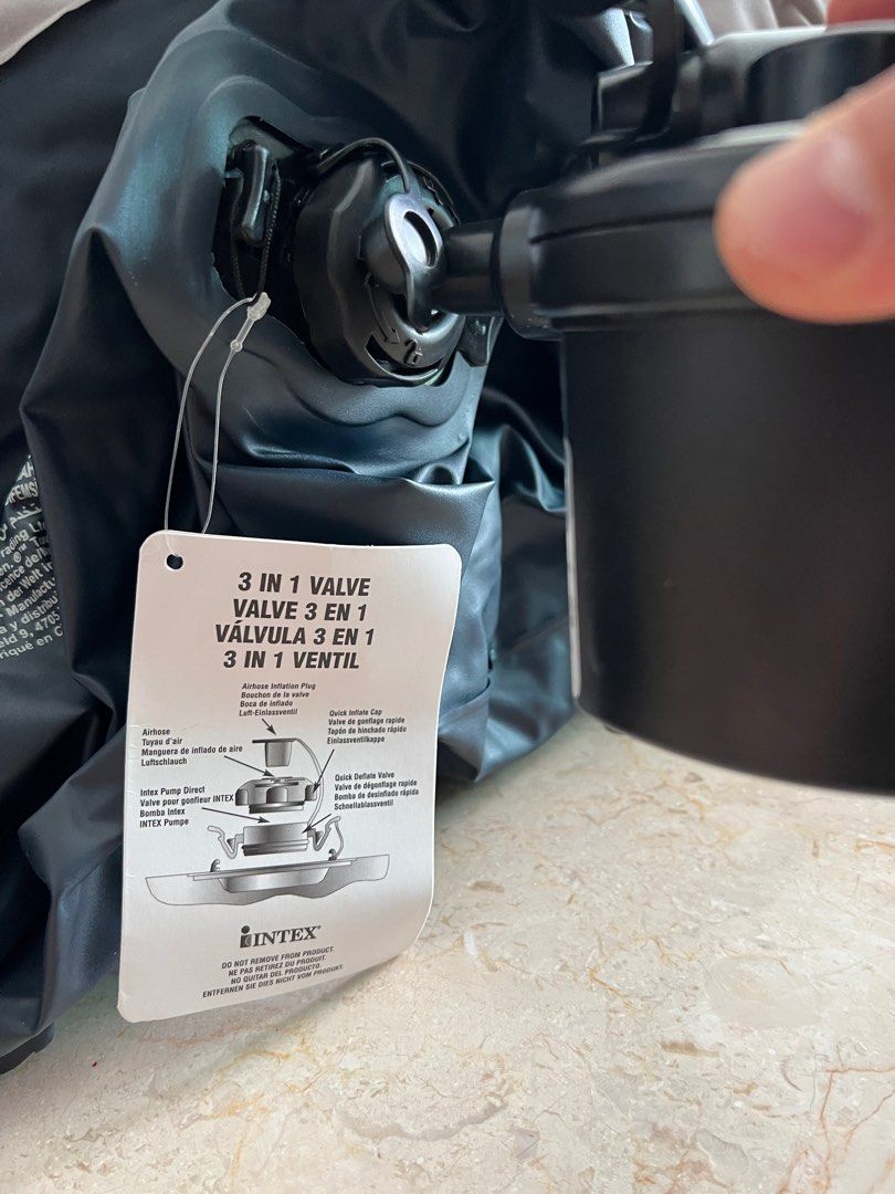 INTEX Dura-Beam Super Queen Airbed + Electric pump, Furniture & Home ...