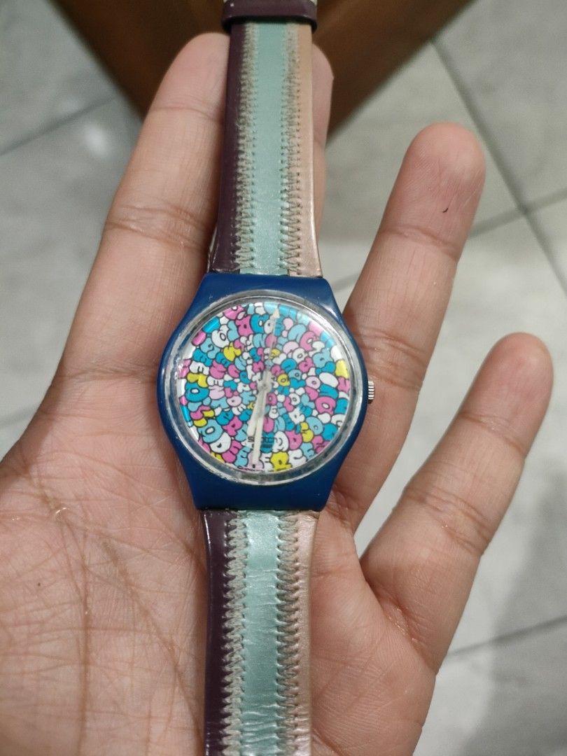 Jam Tangan Merek Swatch Limited Edition, Fesyen Wanita, Jam Tangan di Carousell
