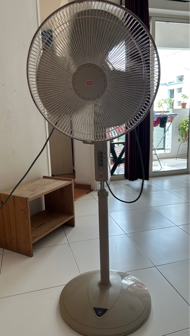 KDK stand fan P40, Furniture & Home Living, Lighting & Fans, Fans on ...