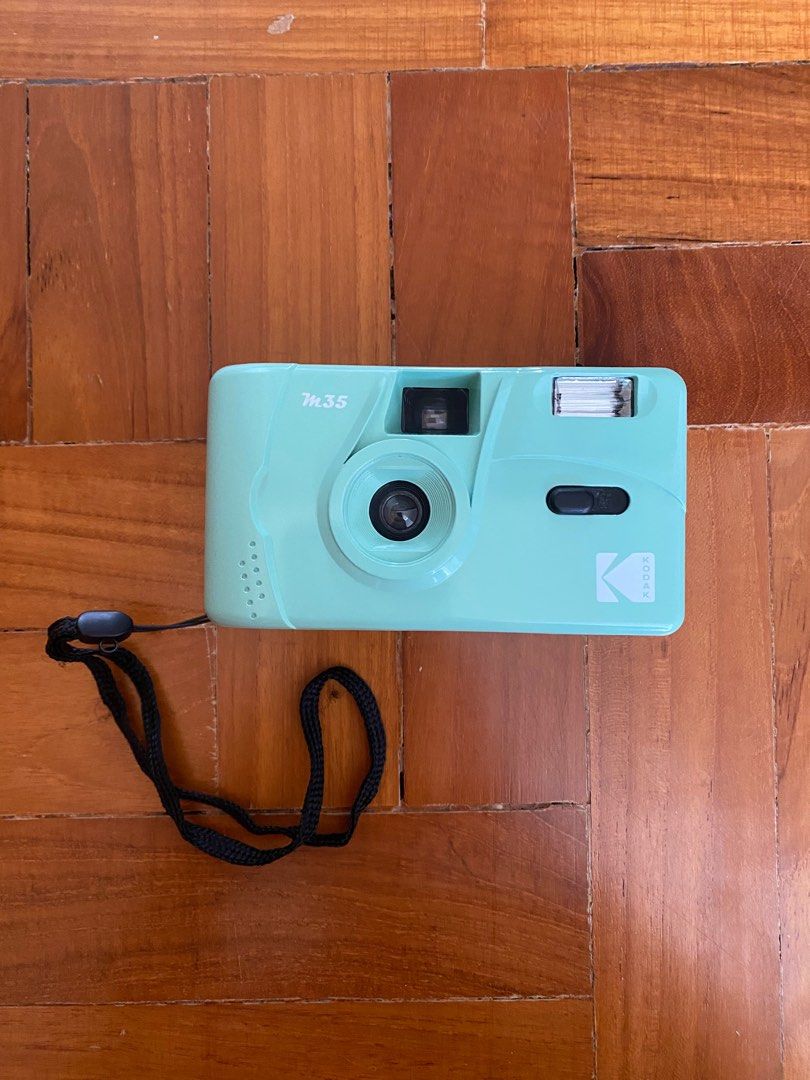 Kodak M35 Turquoise Reusable Film Camera, Photography, Cameras on Carousell