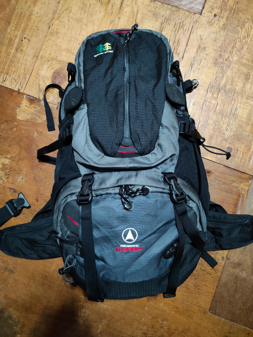 KOLON SPORT 40 LITERS, Men's Fashion, Bags, Backpacks on Carousell