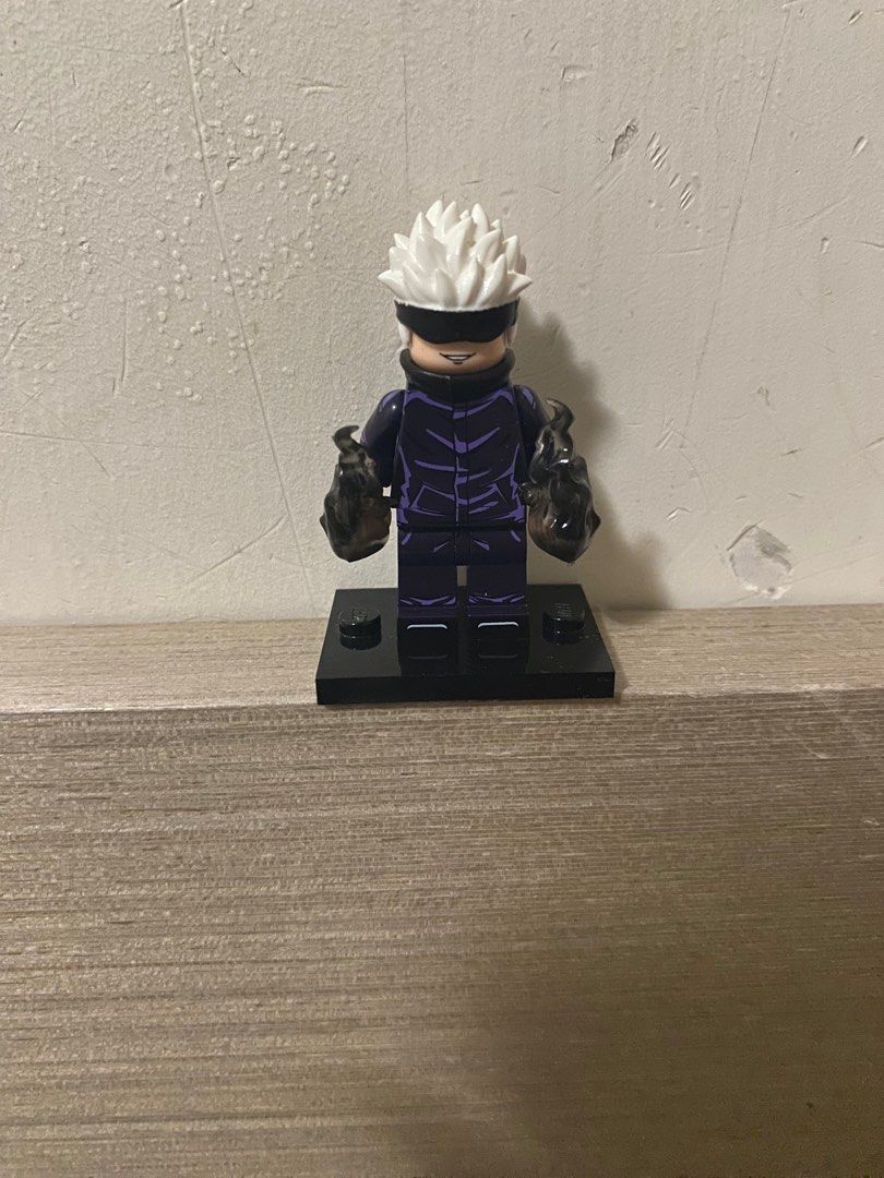 Lego Gojo JJK custom figure, 興趣及遊戲, 收藏品及紀念品, 古董收藏 - Carousell