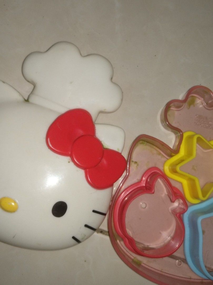 Mainan mcd hello kitty chef, Toys & Collectibles, Mainan di Carousell