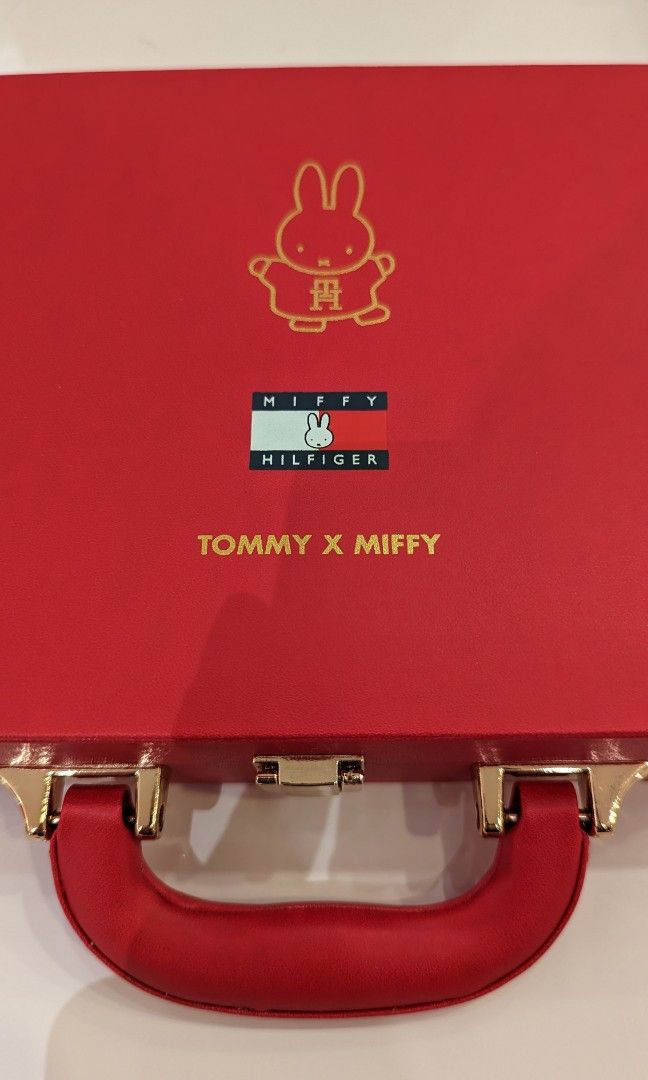 Miffy x Tommy Hilfiger Poker Set, Chips and Cards, Luxury, Accessories ...