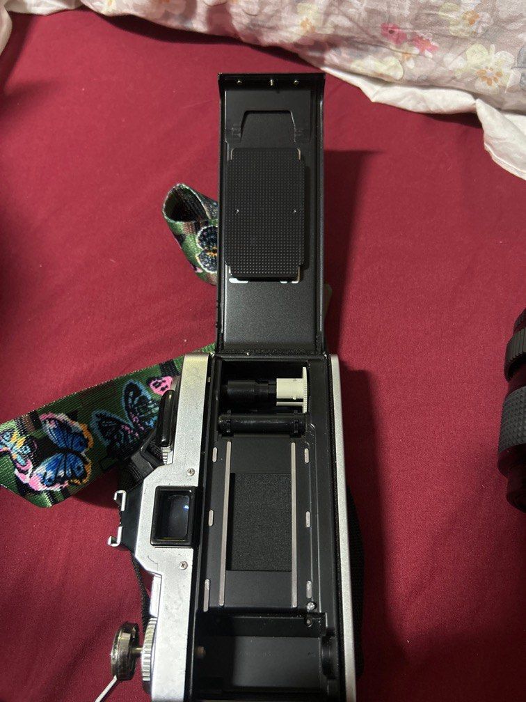 MINOLTA X7 FILM CAMERA, Photography, Cameras on Carousell