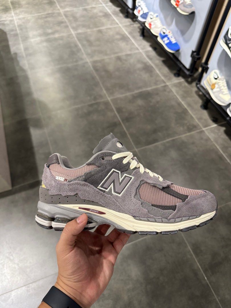 NB 2002R Protection Pack Lunar New Year, Men's Fashion, Footwear ...