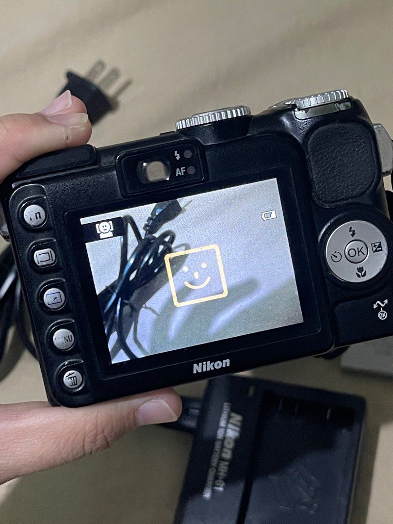 Nikon Coolpix Digicam with Inclusions, Photography, Cameras on Carousell
