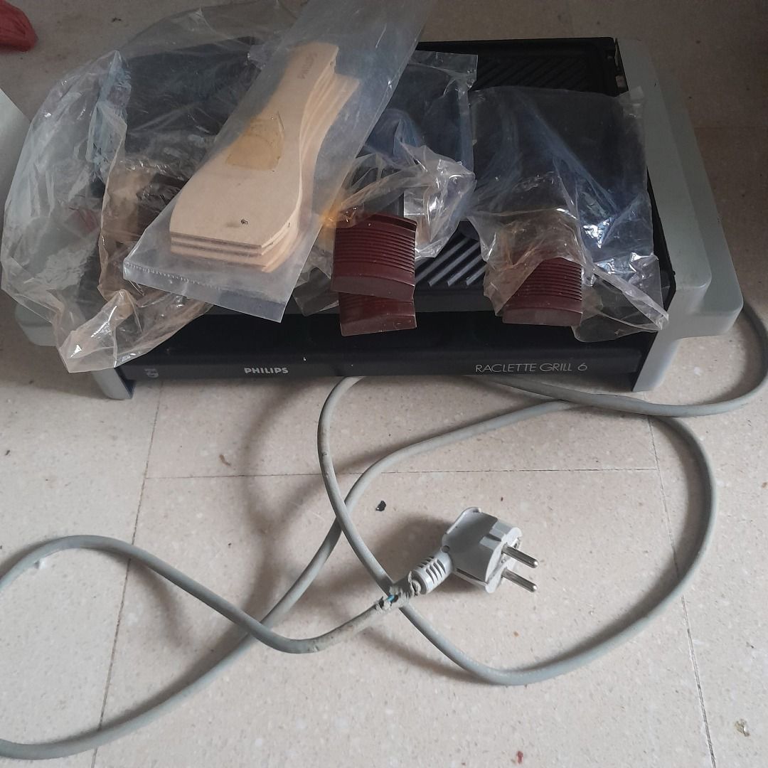 Philips Raclette Grill HD-4336, TV & Home Appliances, Kitchen ...
