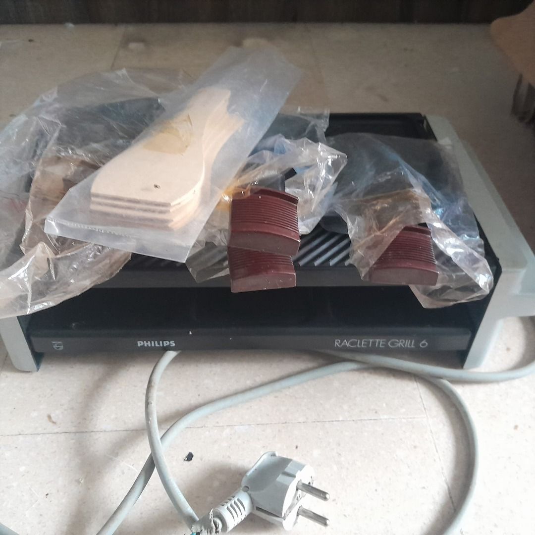 Philips Raclette Grill HD-4336, TV & Home Appliances, Kitchen ...