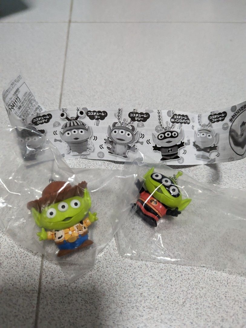 Pixar aliens keychain, Hobbies & Toys, Toys & Games on Carousell