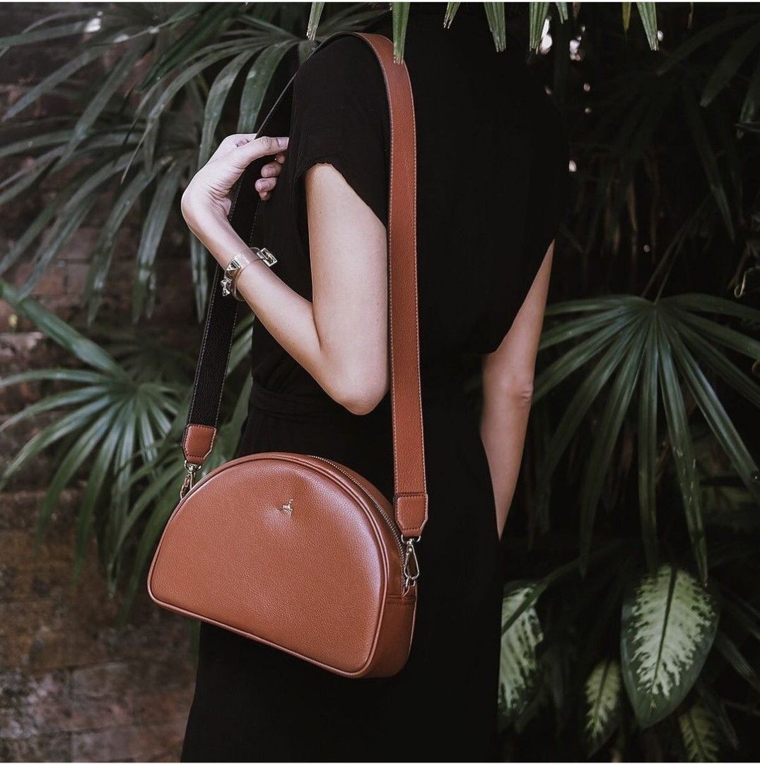 POVILO Marta Sling Bag Brown, Fesyen Wanita, Tas & Dompet di Carousell