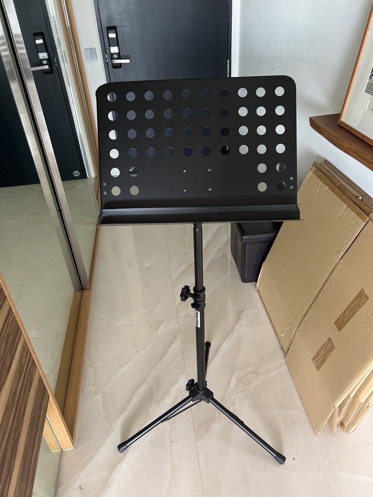 Premium music score sheet stand, Hobbies & Toys, Music & Media, Music ...