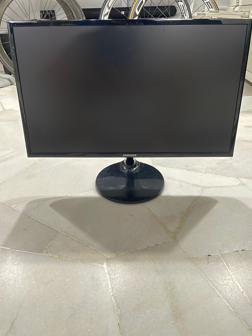 Samsung Monitor 24 Inch, Computers & Tech, Parts & Accessories, Monitor ...