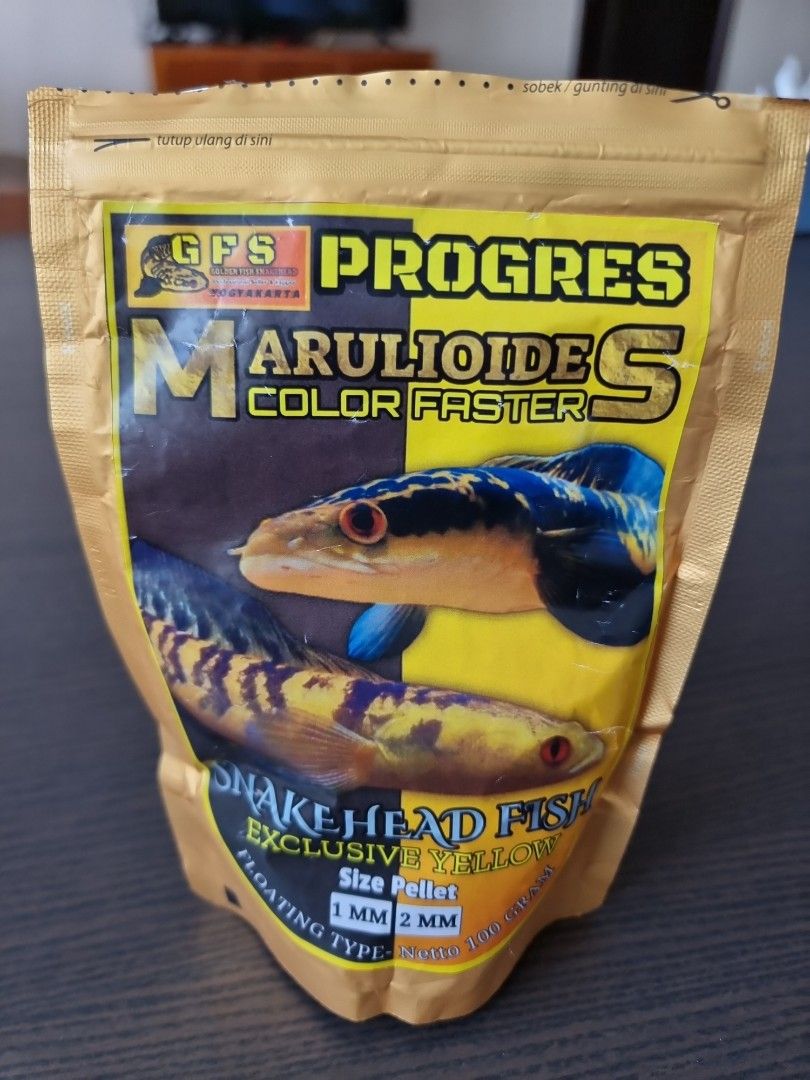 Snakehead fish food(yellow), Pet Supplies, Pet Food on Carousell