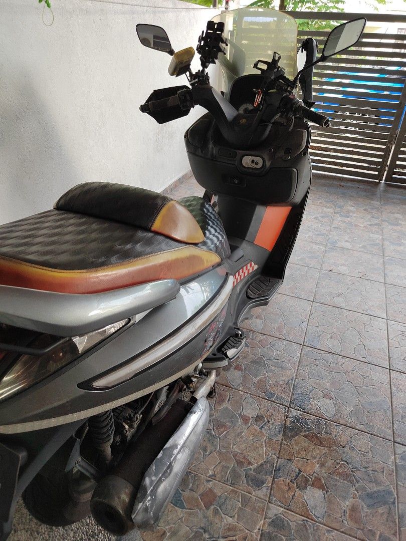 SYM GTS 200, Motorcycles, Motorcycles for Sale, Class 2B on Carousell