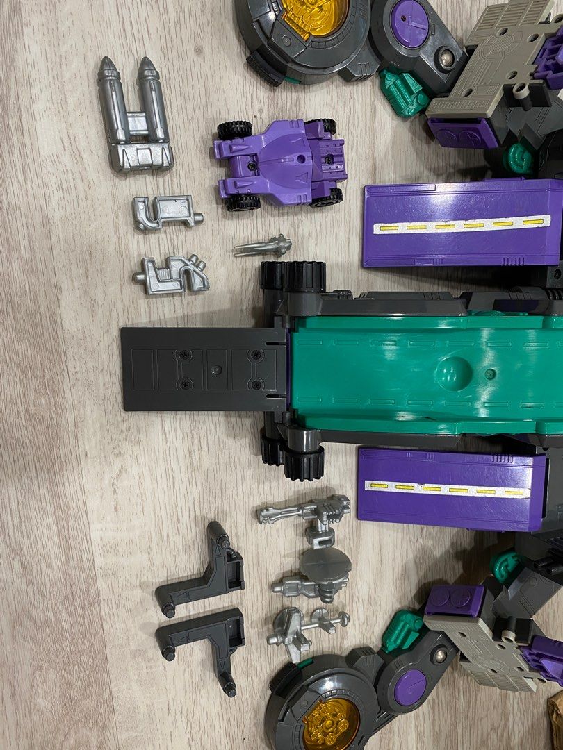 Transformers G1 Trypticon vintage 1980s complete, Hobbies & Toys, Toys ...