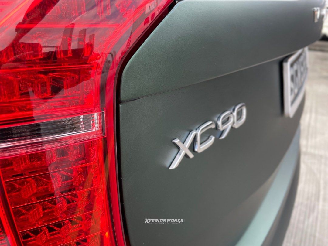 Volvo XC90 in Ghost Metal Dark Green full wrap, Car Accessories ...