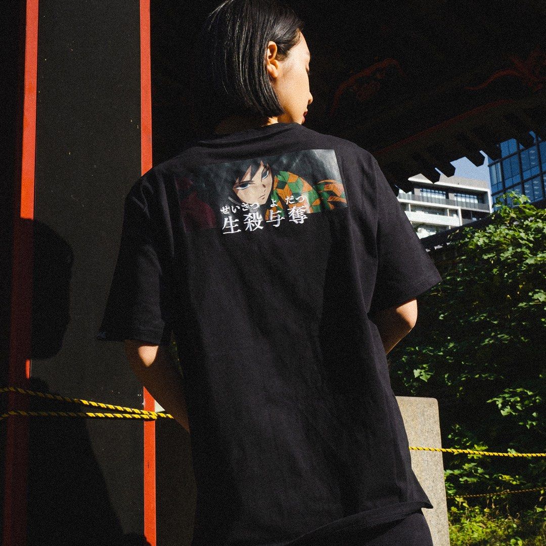 Xrage 絕版 鬼滅之刃 水柱 L size, 男裝, 上身及套裝, T-shirt、恤衫、有領衫 - Carousell