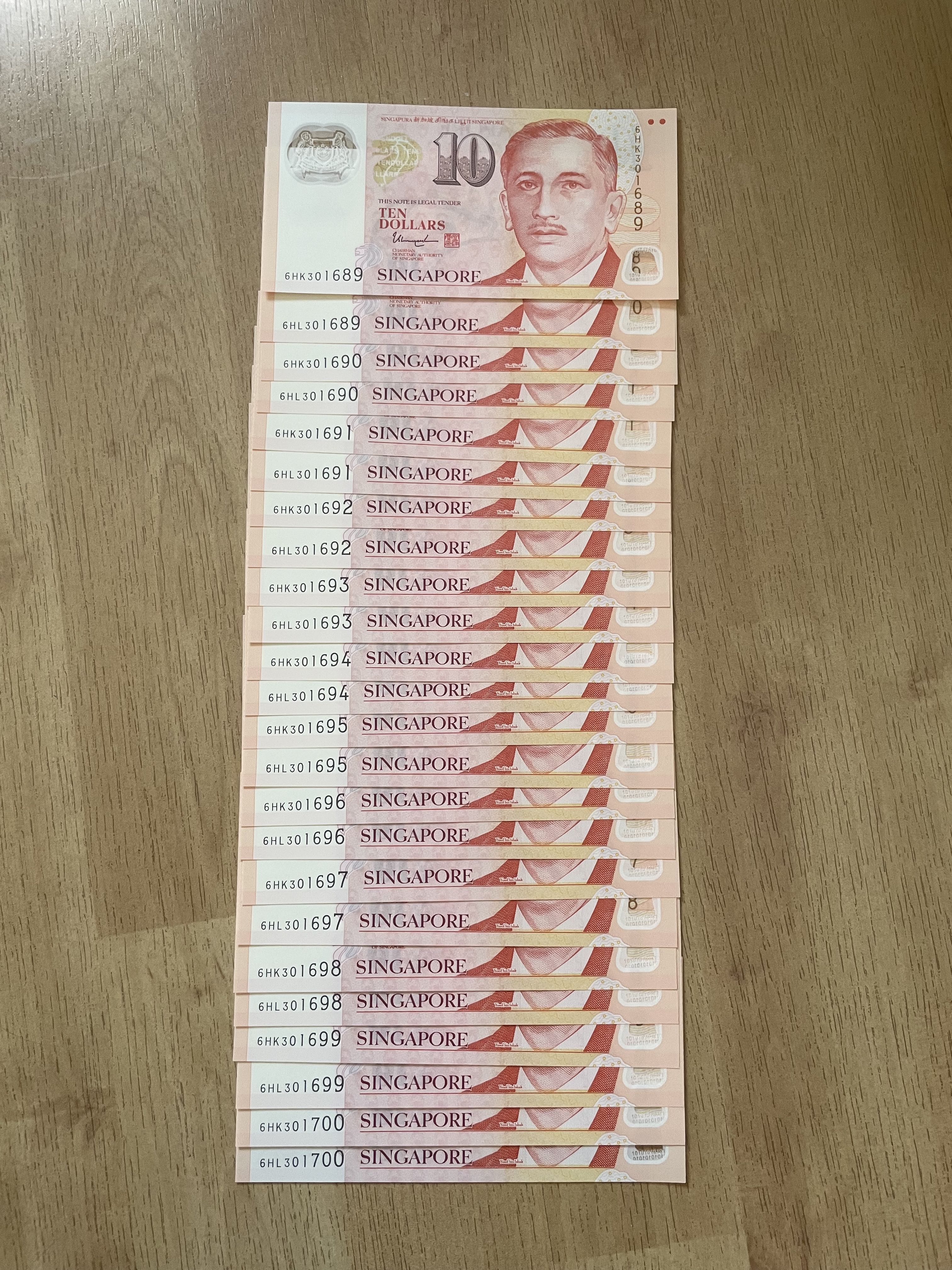 $10 portrait identical number notes, Hobbies & Toys, Memorabilia ...