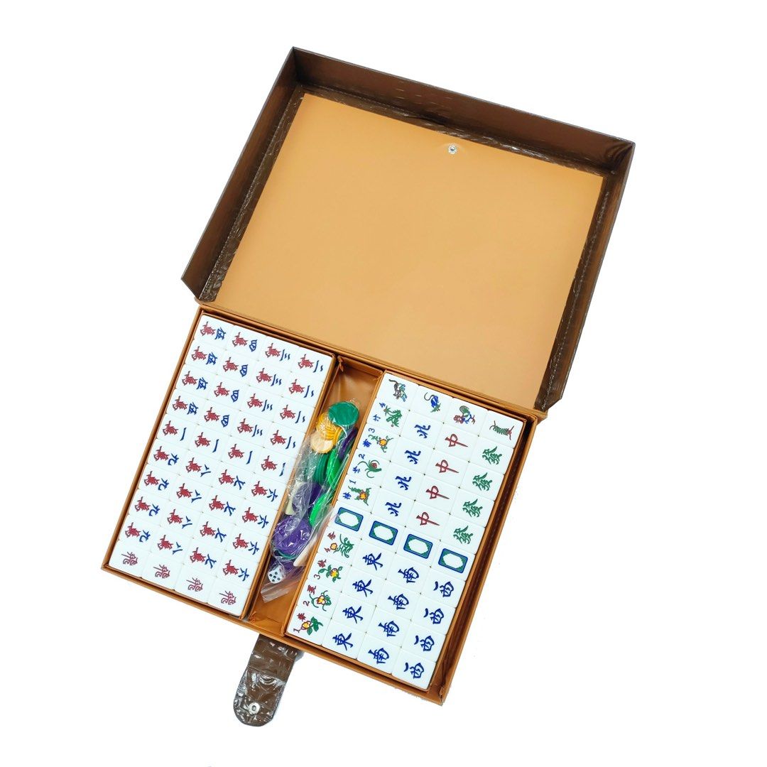 160 tiles Crystal Acrylic Singapore Mahjong set mahjong tiles, Hobbies ...