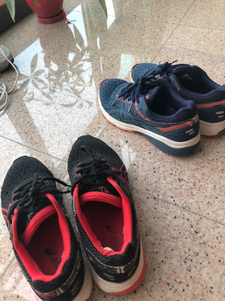 Asics shoes for kids, Everything Else on Carousell