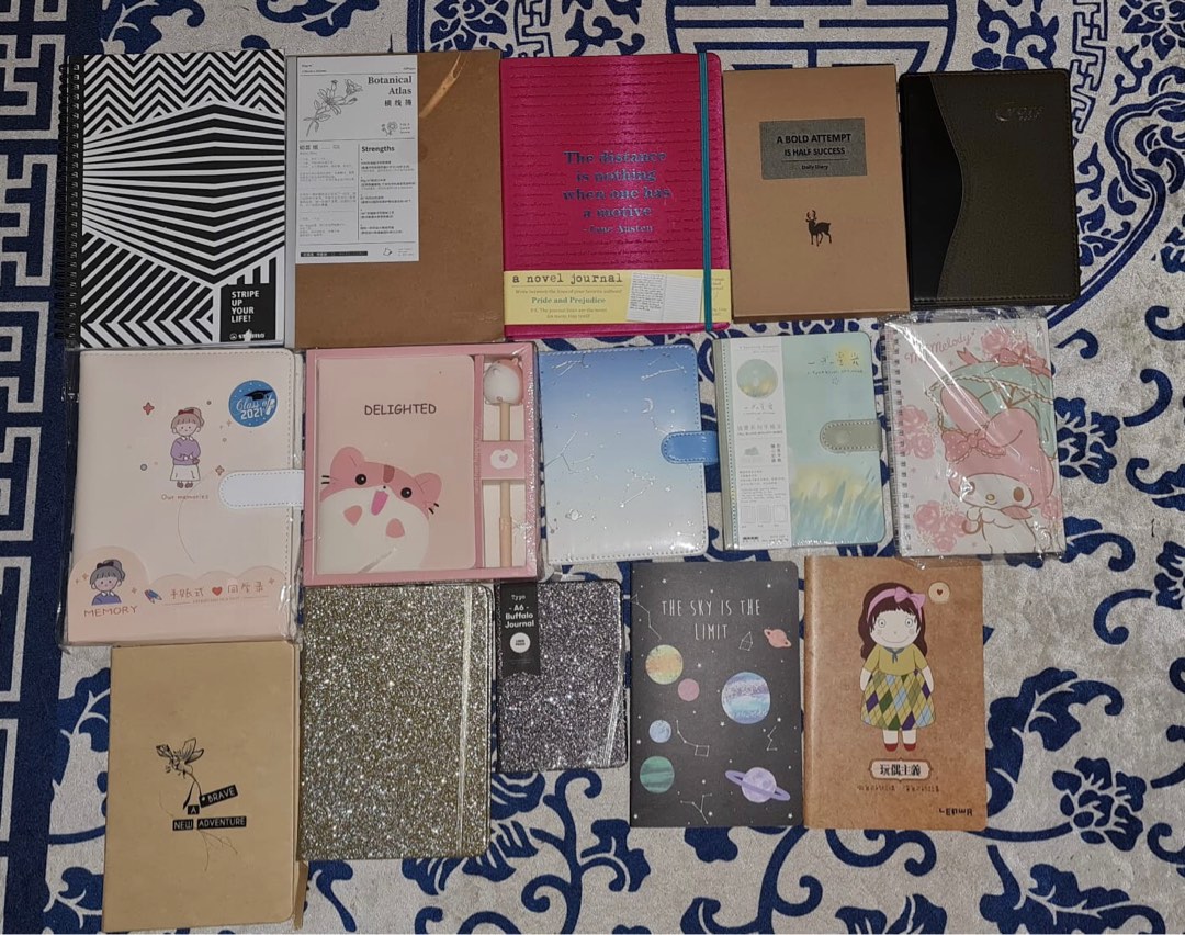 Assorted Notebooks Cute aesthetic typo pop basic popular, Hobbies ...