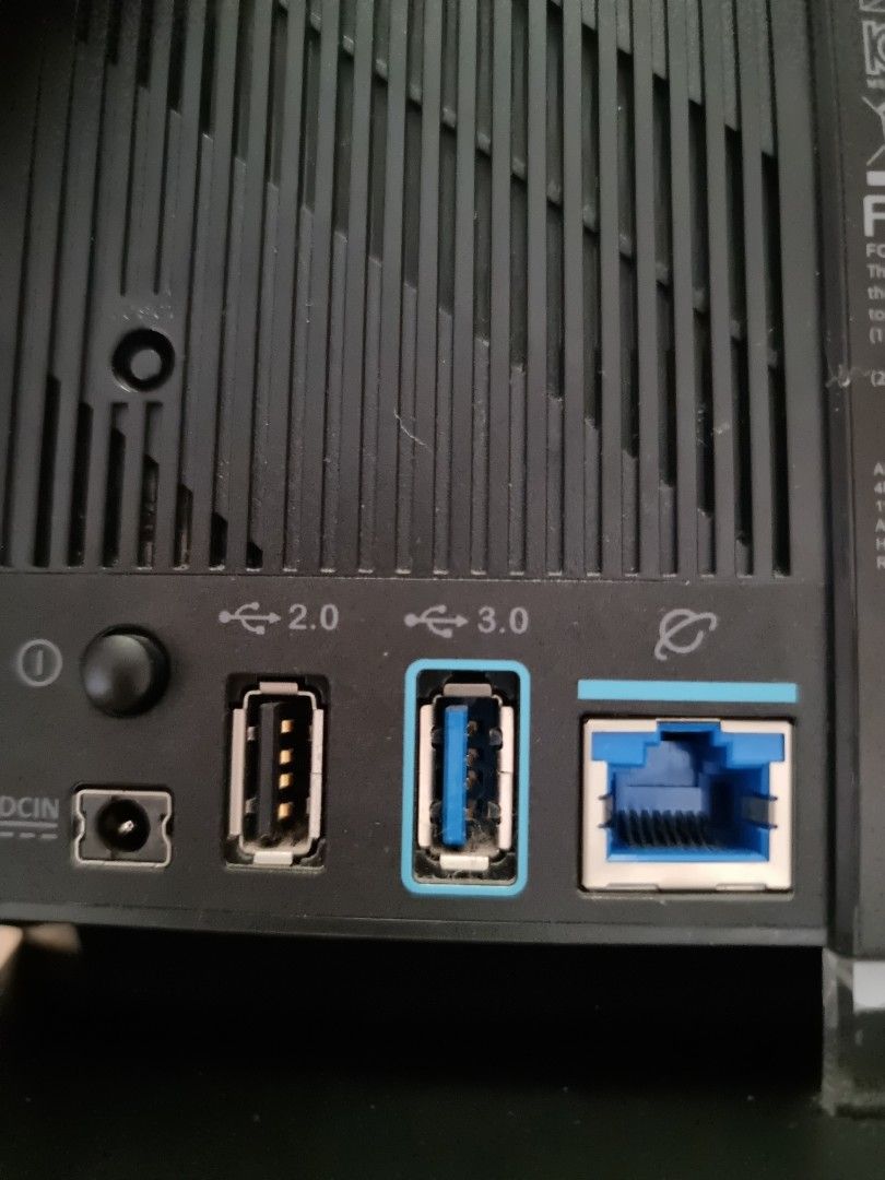 Asus Router RT-AC68U AC1900 Gigabit Router, Computers & Tech, Parts ...