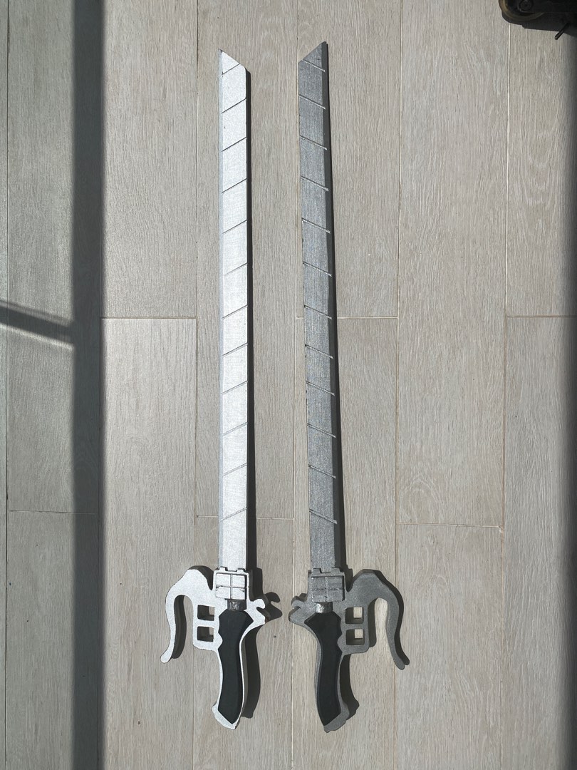 Attack on Titan 3D maneuver gear wooden swords [Prop/Cosplay], Hobbies ...