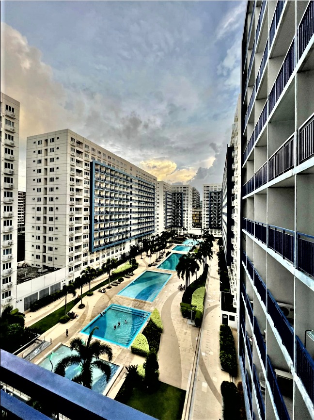 Bank Foreclosed Condo in Sea Residences at MOA, Property, For Sale ...