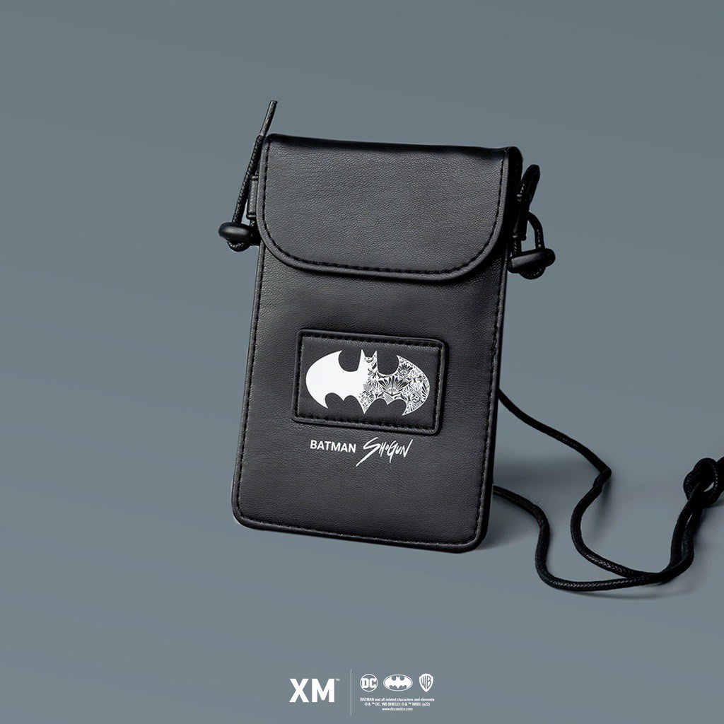Batman Samurai Collection - Batman Shogun-Inspired Logo Small Crossbody ...