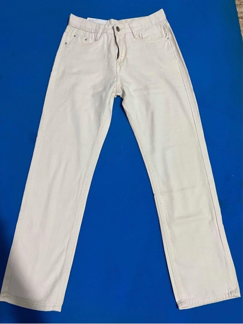 Beige pants, Women's Fashion, Bottoms, Jeans on Carousell