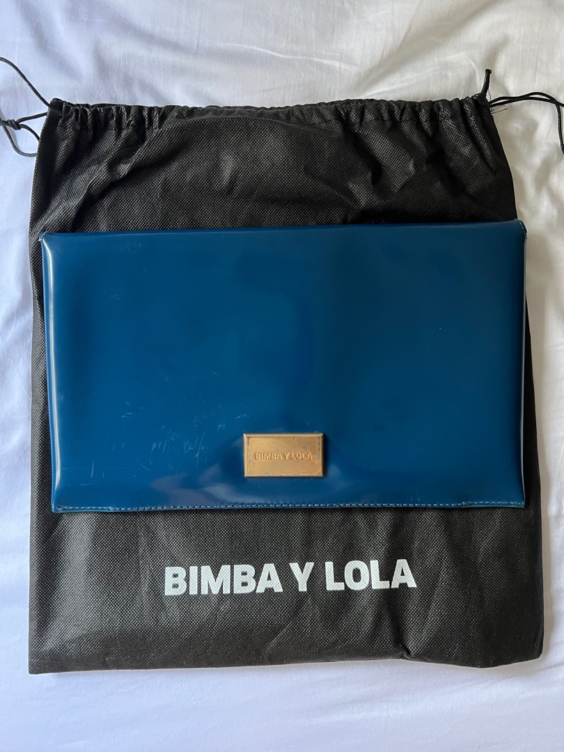 32cm x 20cm Bimba Y Lola Clutch, Women's Fashion, Bags & Wallets ...