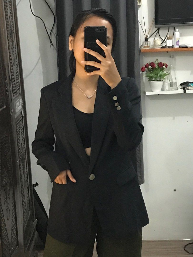 blazer wanita semi crop / blazer wanita warna hitam / blazer wanita ...