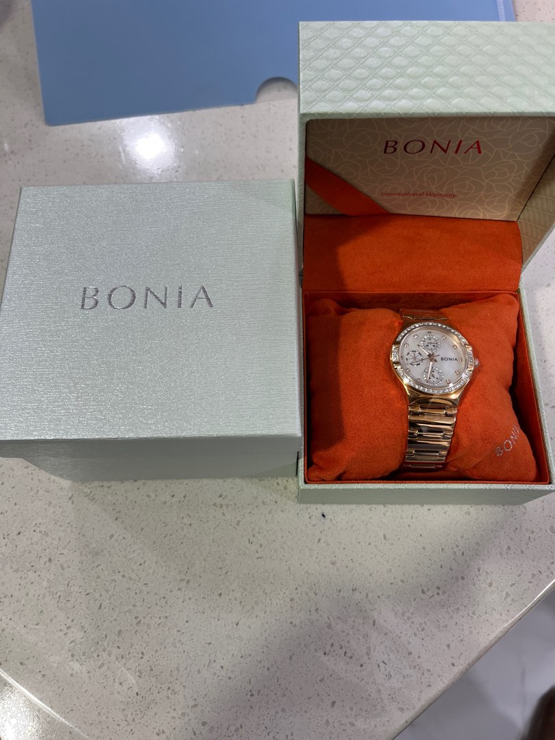 Bonia Watch, Women's Fashion, Watches & Accessories, Watches on Carousell