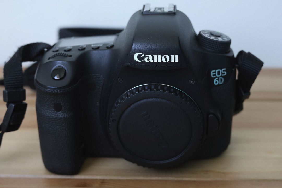 Canon 6D Mark 1 body only full box, Photography, Cameras on Carousell