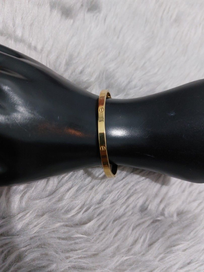 Cartier bangle, Women's Fashion, Jewelry & Organizers, Bracelets on ...