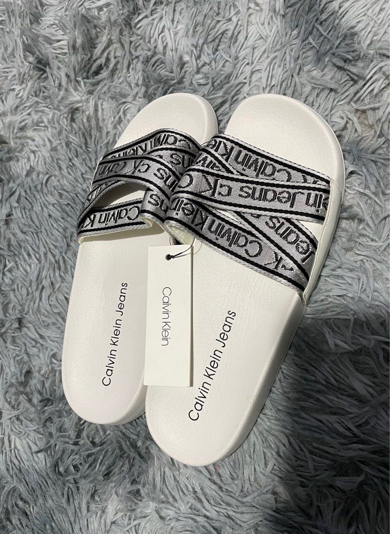 CK Calvin Klein Slides for Women in Size 9, Women's Fashion, Footwear ...