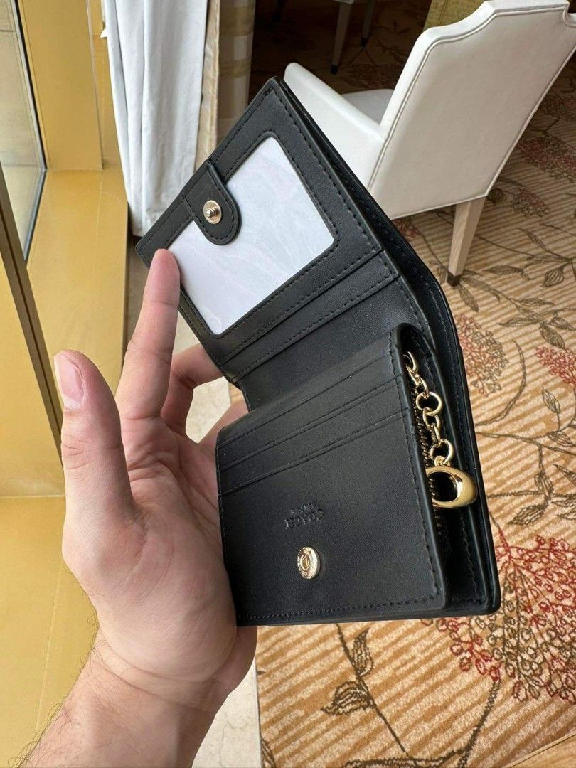 Coach Snap Card Wallet in Signature Canvas, Women's Fashion, Bags ...