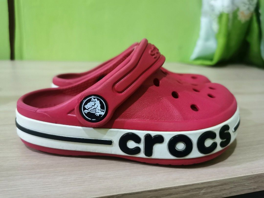 15CM Auth Crocs C8 Red, Babies & Kids, Babies & Kids Fashion on Carousell