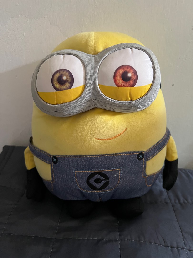 DESPICABLE ME MINIONS MEDIUM, Hobbies & Toys, Toys & Games on Carousell