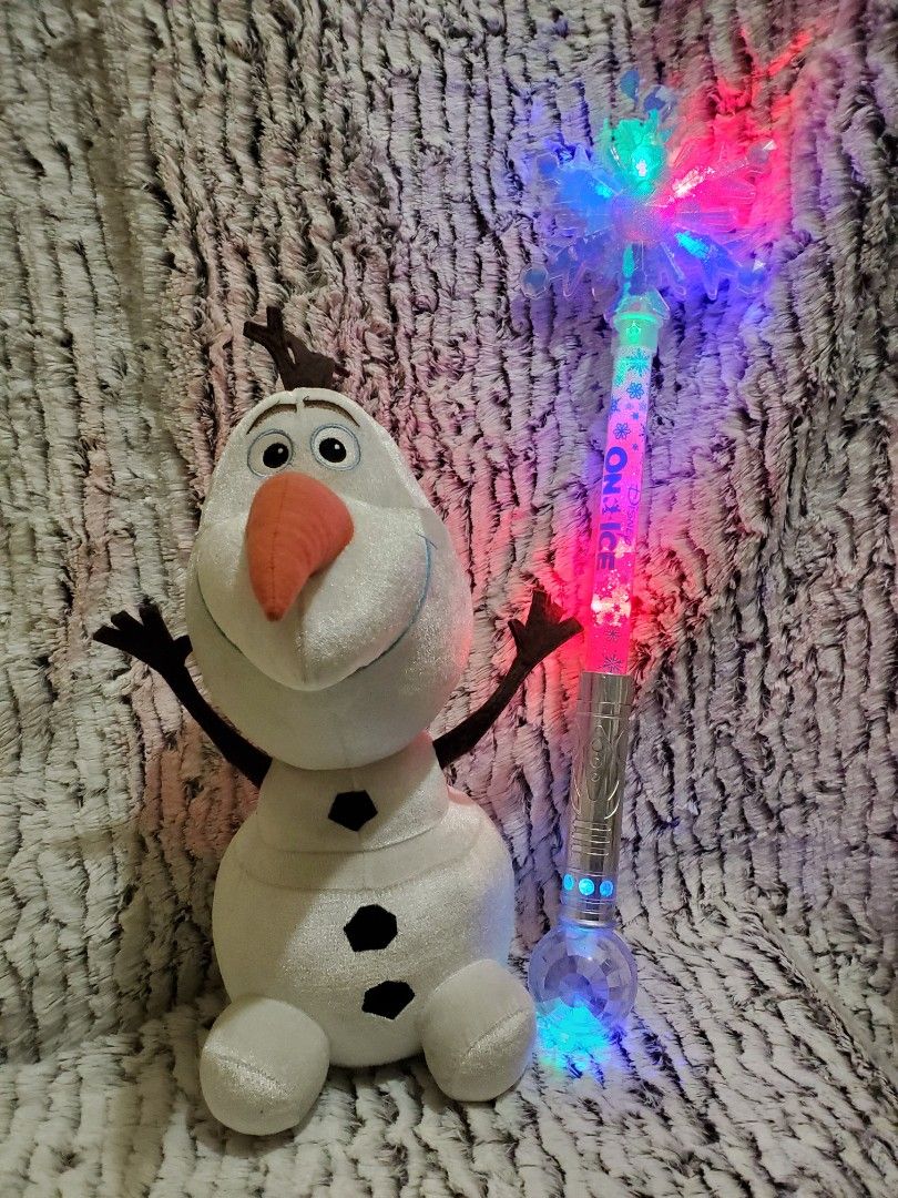 DISNEY Elsa Light Up Wand Frozen-2 and Talking Olaf, Babies & Kids ...
