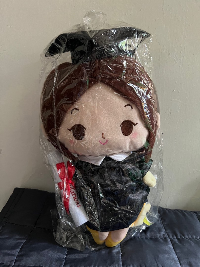 DISNEY PRINCESS BELLE GRADUATE (BEAUTY AND THE BEAST), Hobbies & Toys ...